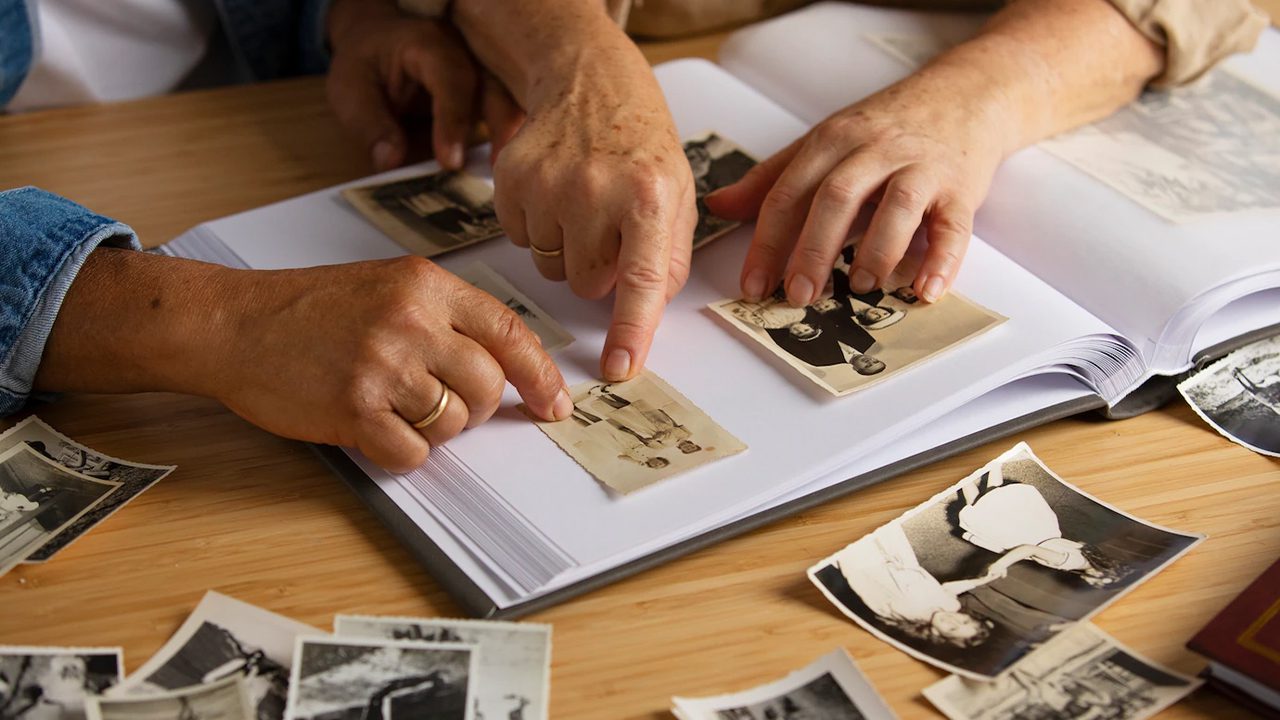HOW TO PRESERVE YOUR OLD PHOTOS | Repristine